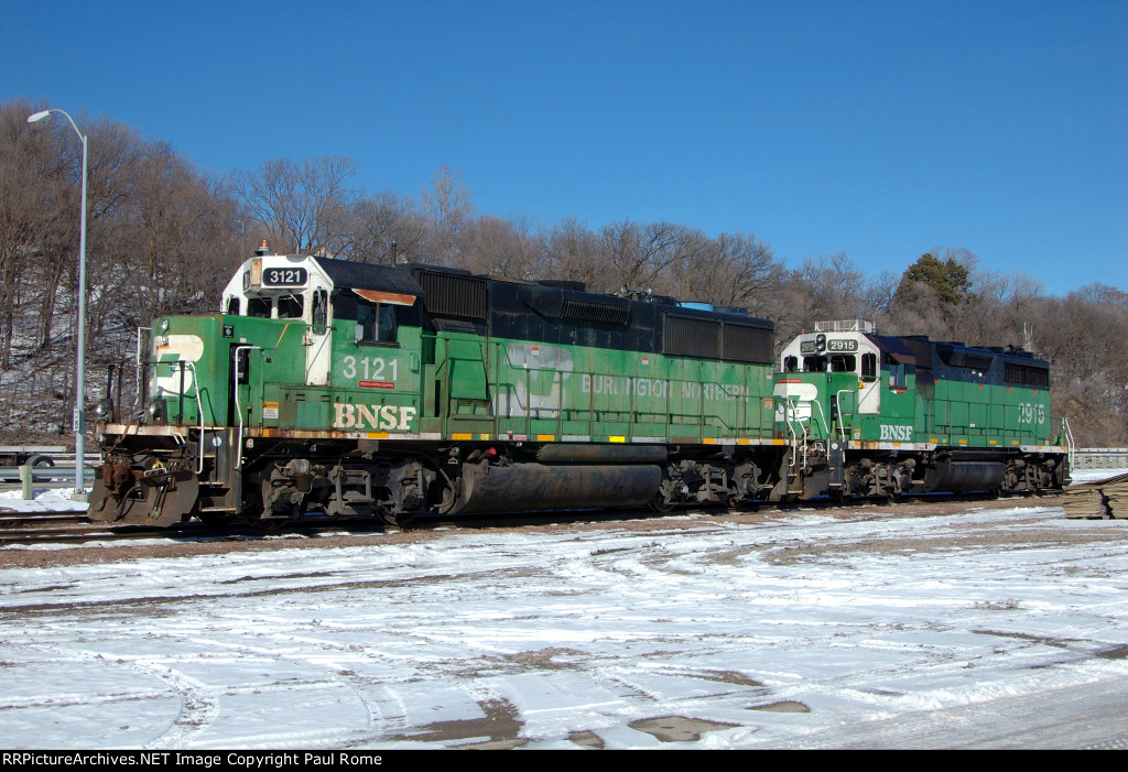 BNSF 3121, EMD GP50, and EMD GP39E BNSF 2915, at Gibson Yard